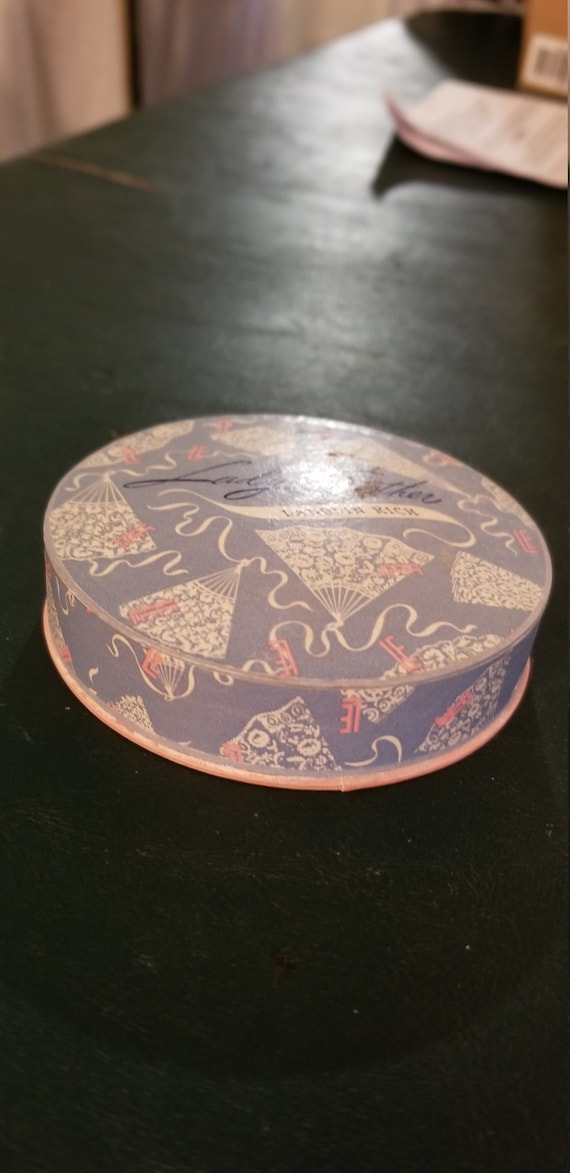 Vintage Lady Rsther 1930' Powder Box - Etsy