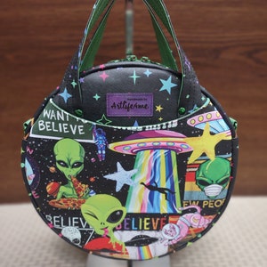 Alien Magdalena Circle Bag - Etsy