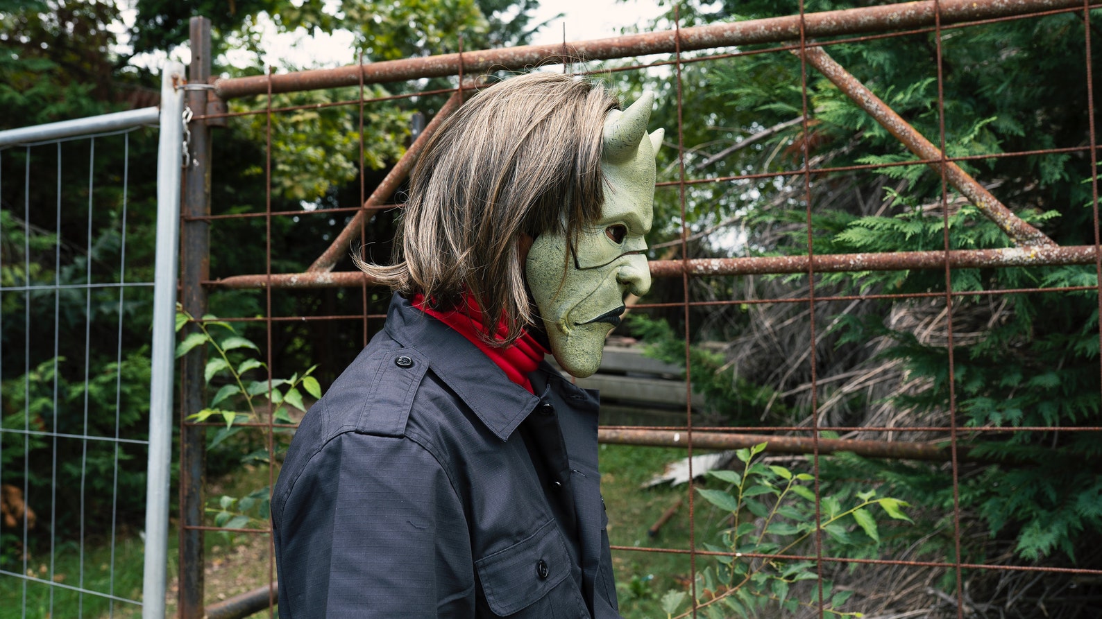 THE GRABBER - Black Phone Mask - Etsy
