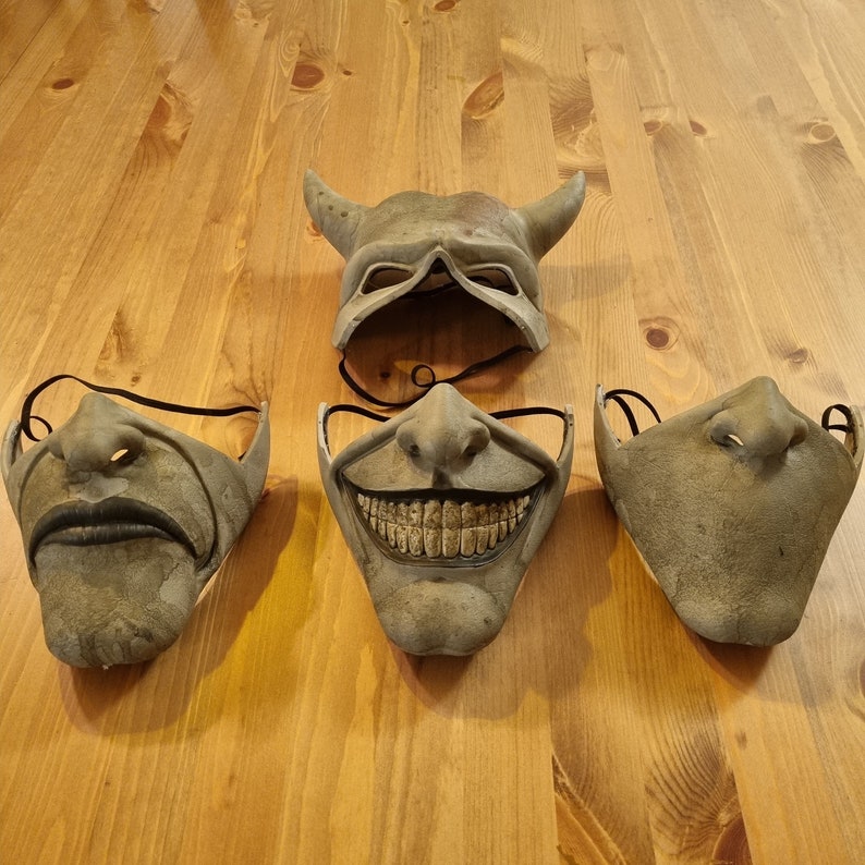 THE GRABBER Black Phone Mask - Etsy
