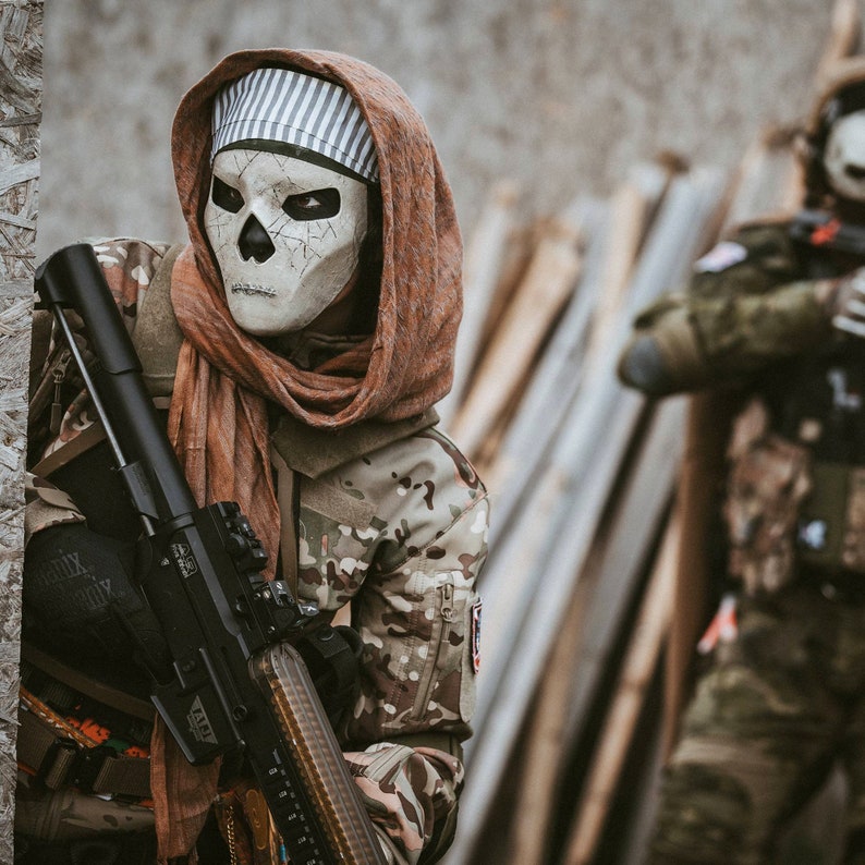 Farah Ghost Mask Red Team Task Force 141 - Etsy