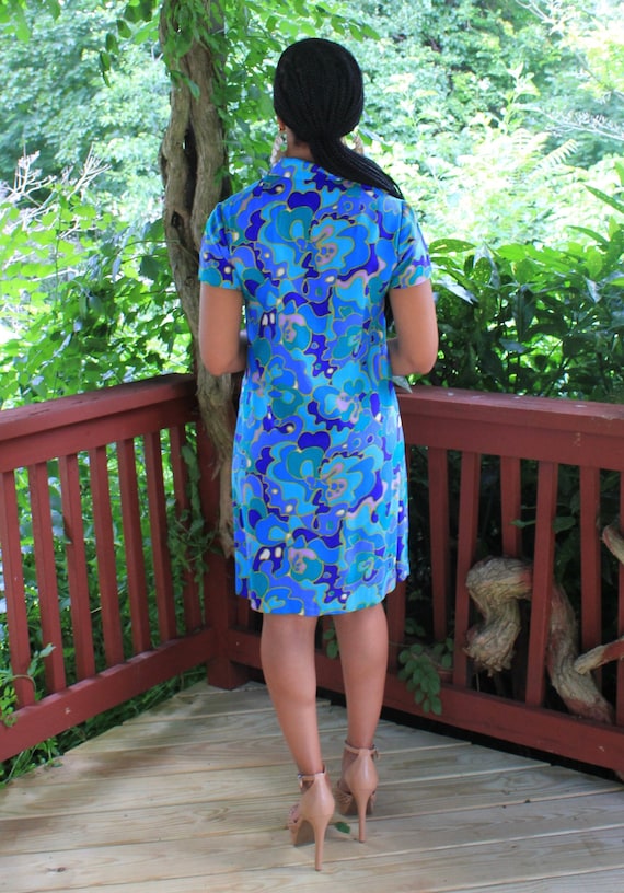 70s Mod Swirl Print Shift Dress with Half Button Shir… - Gem