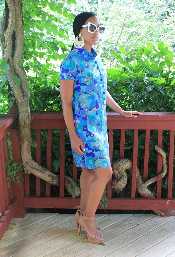 70s Mod Swirl Print Shift Dress with Half Button Shir… - Gem