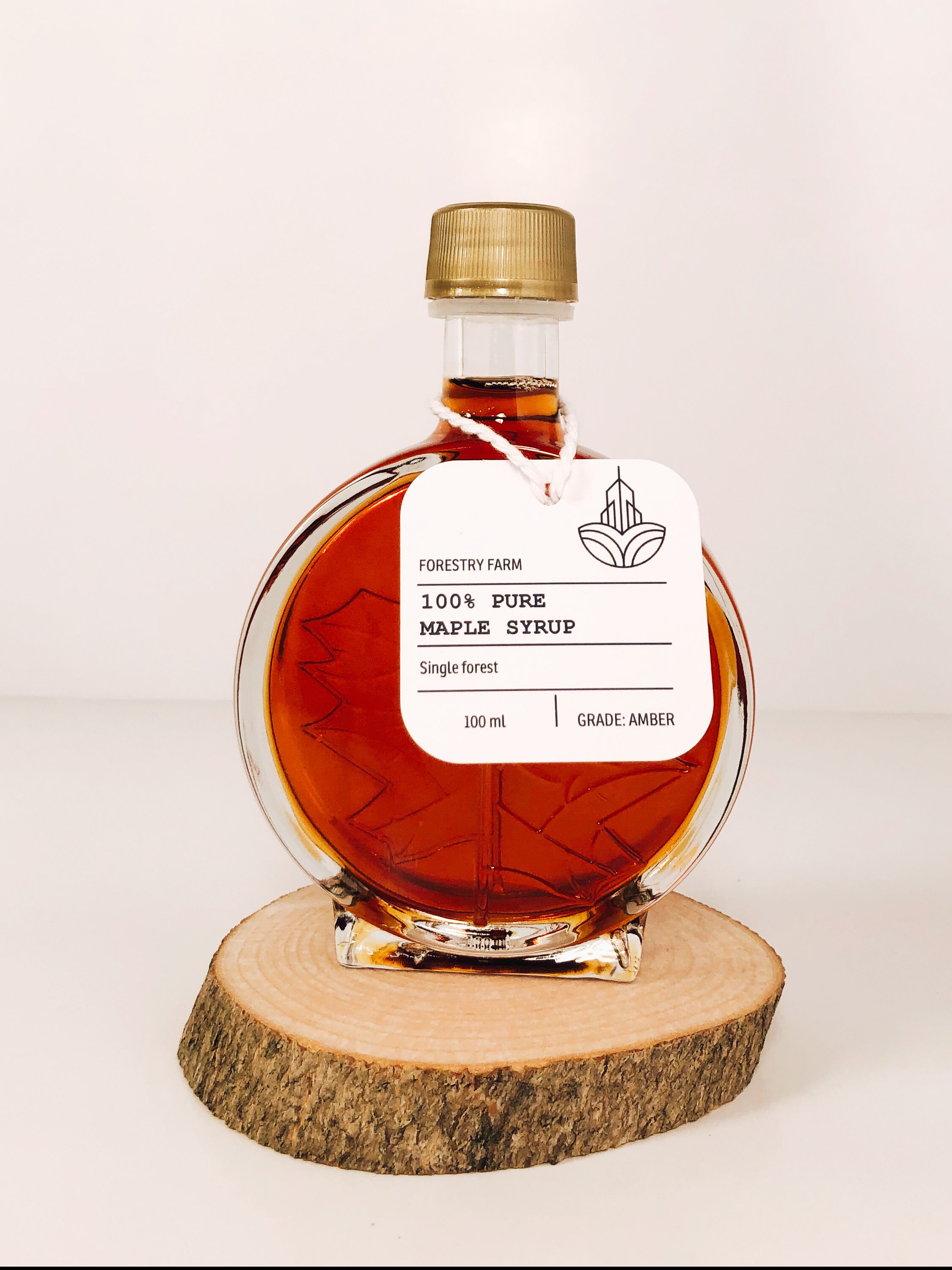 Pure Canadian Maple Syrup in Maple Leaf-shaped Bottle Artisanal ...