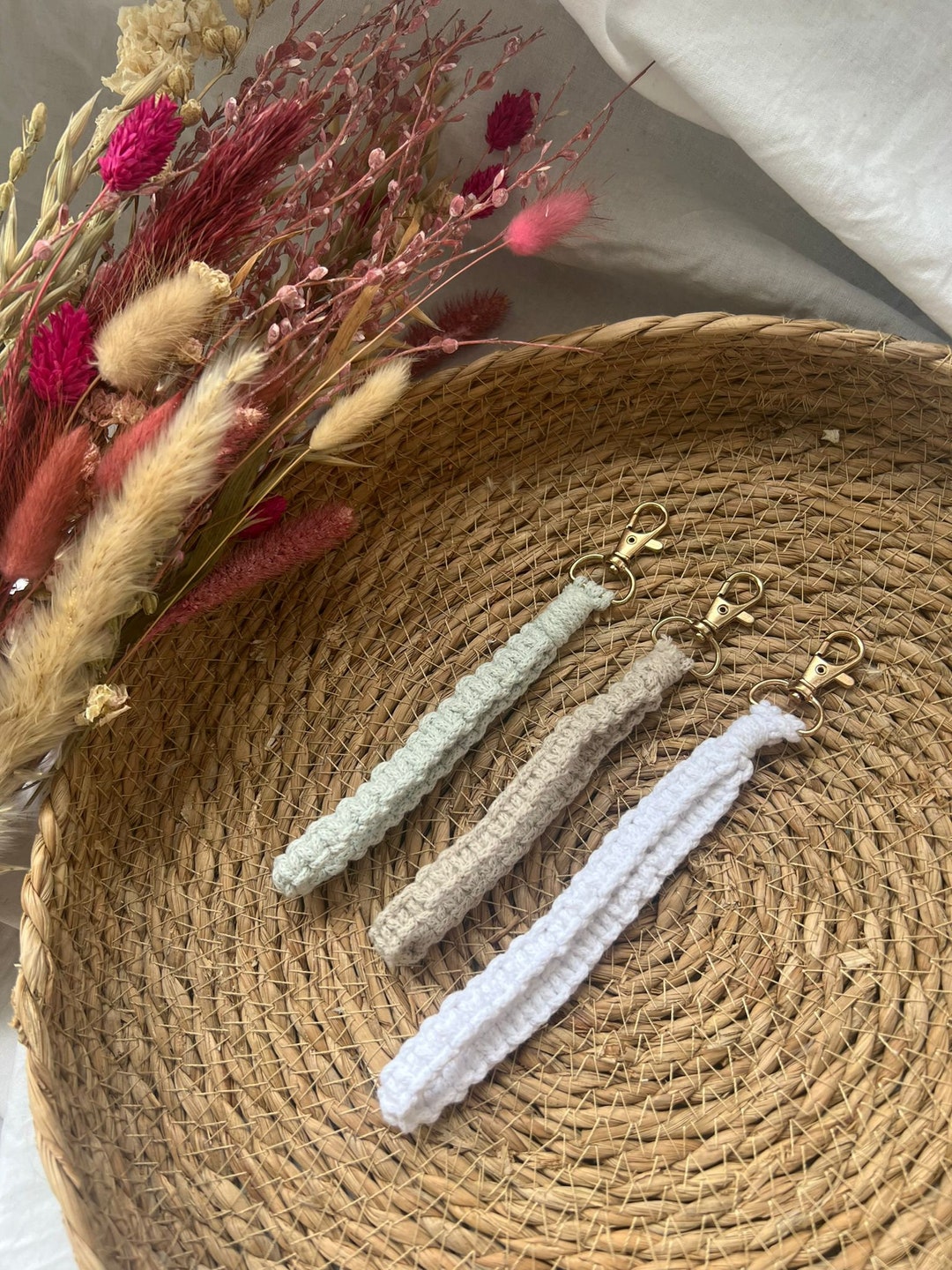 Macrame Loop Keyring / Loop Pendant / Boho /macrame - Etsy