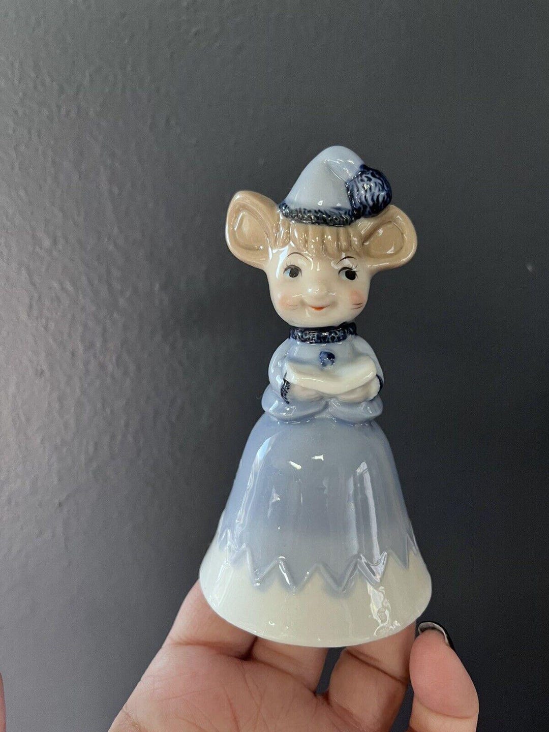 Vintage Blue & White Porcelain Bell Mouse Nightcap W/book Ceramic Home ...