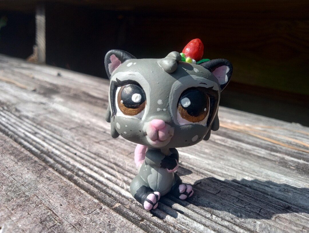 Simple Possum Custom - Etsy