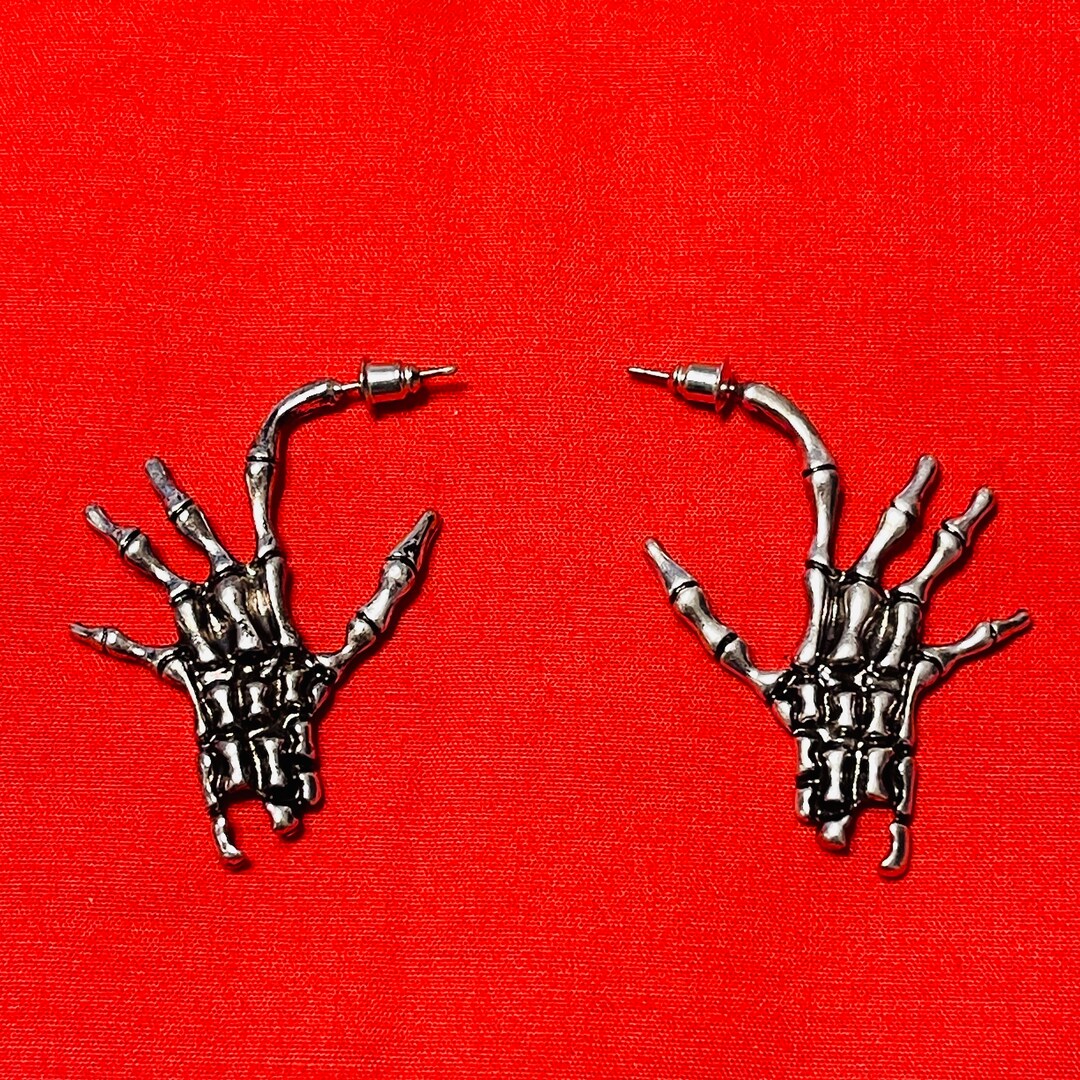 Skeleton Hands Grunge Alt Goth Dangle Earrings - Etsy