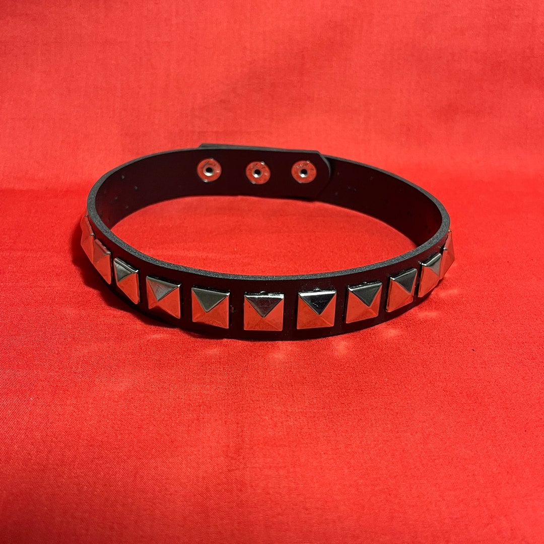 Y2K Pyramid Single Row Stud Spike Mall Goth Vegan Leather Choker Collar ...