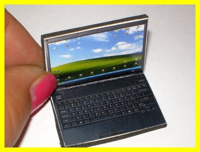 Smallest Laptop In The World