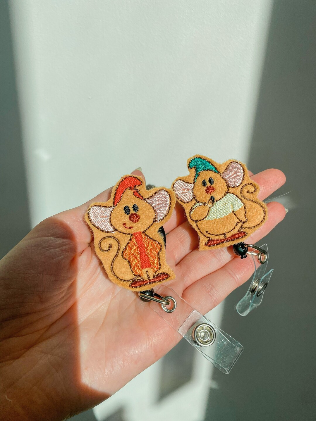 Besties Badge Reel Set - Etsy