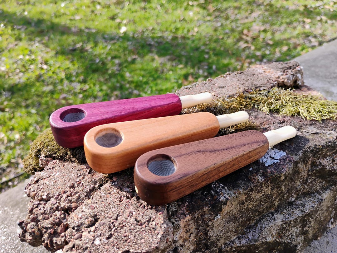 2 IN 1 Cone Pipe With 2 Hand Carved Wooden Cone Holder Lip Tips and 5 ...