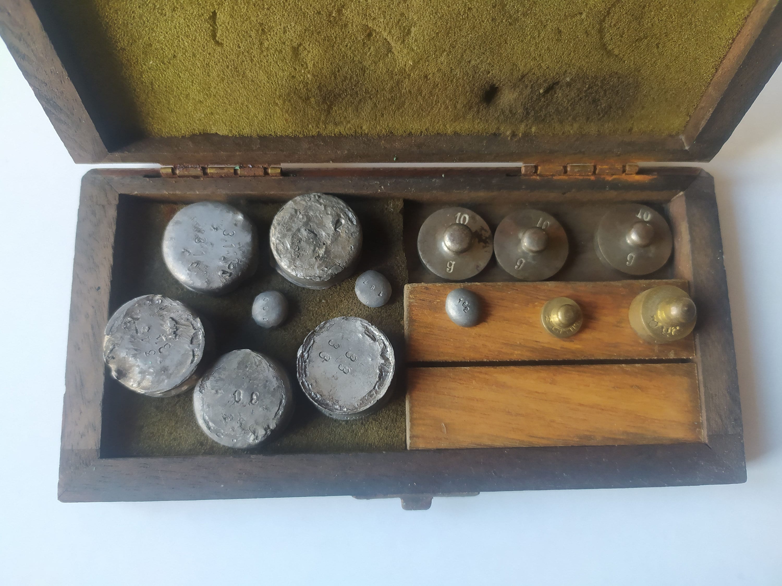Vintage or Antique Scale Weights for Gun Powder Cartridge Reloading in ...