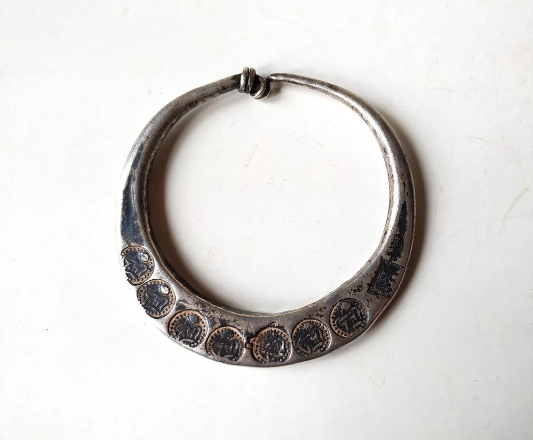 Antique Silver Libyan Berber Hoop Headdress, Bracelet 89gr / Libya ...
