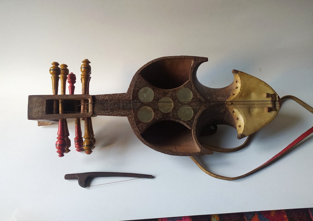 Antique Traditional Musical Instrument Ghichak Sarinda Afghanistan ...