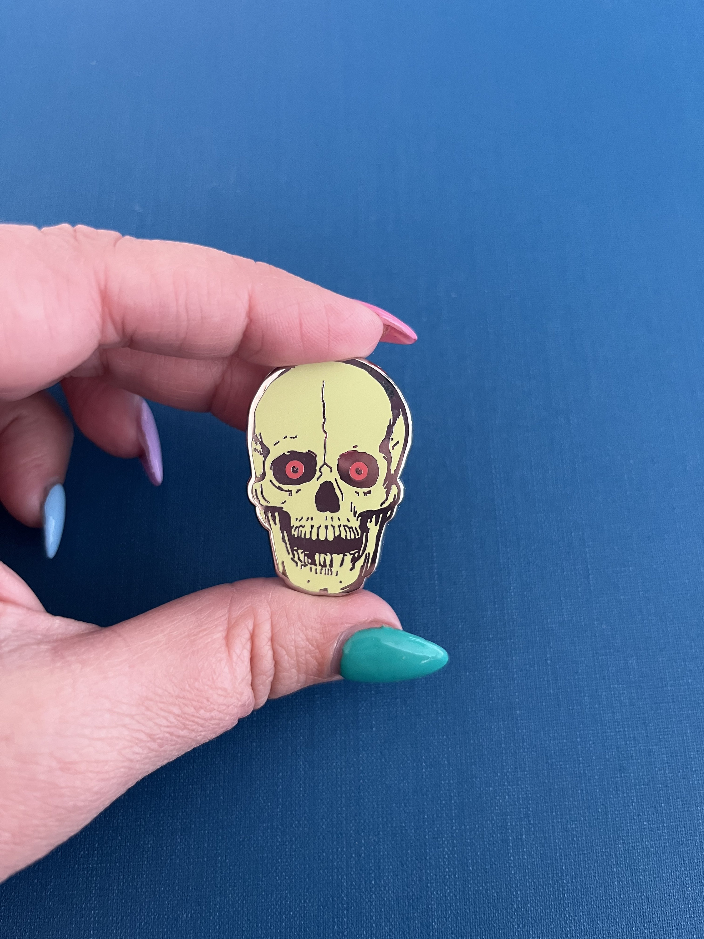 Vintage Skull Pin, 80’s Skull, Enamel Skull Pin, Halloween Pin, Beistle ...