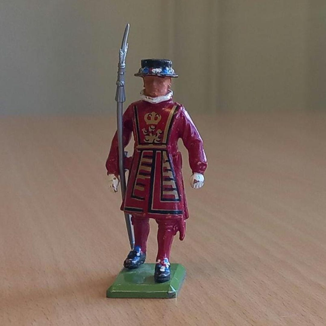 Collectible Miniature Beefeater - Etsy