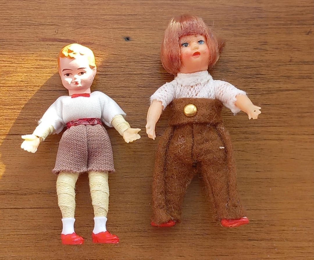 Vintage ARI Doll - Etsy