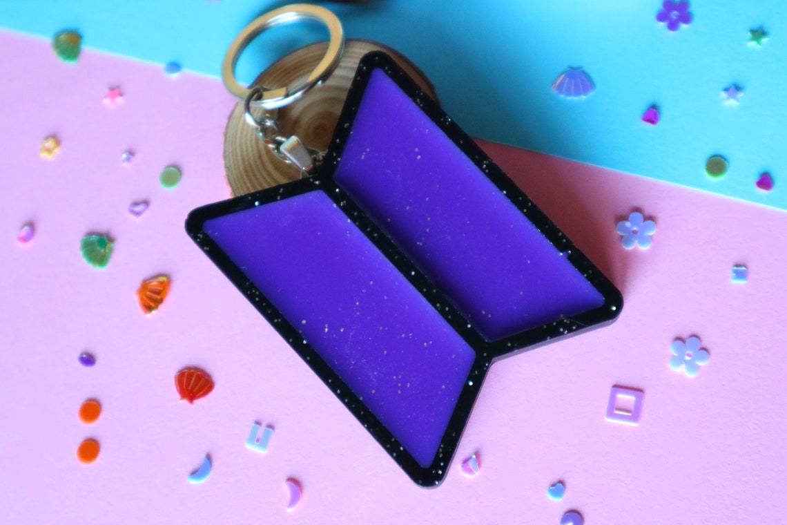 BTS Logo Keychain. BTS Resin Keychain. BTS Purple Keychain | Etsy