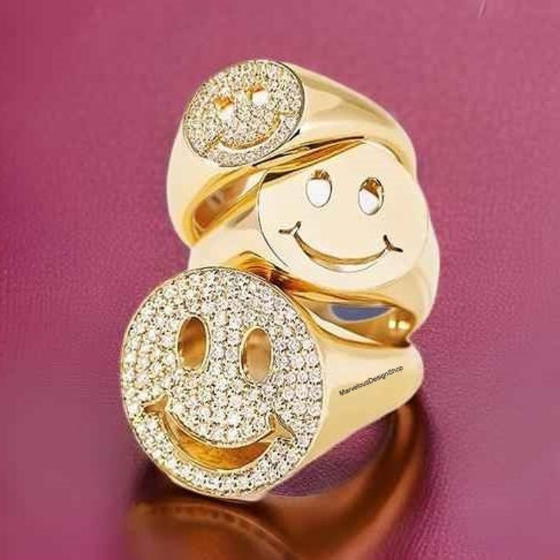 Smiley Face Ring - Etsy