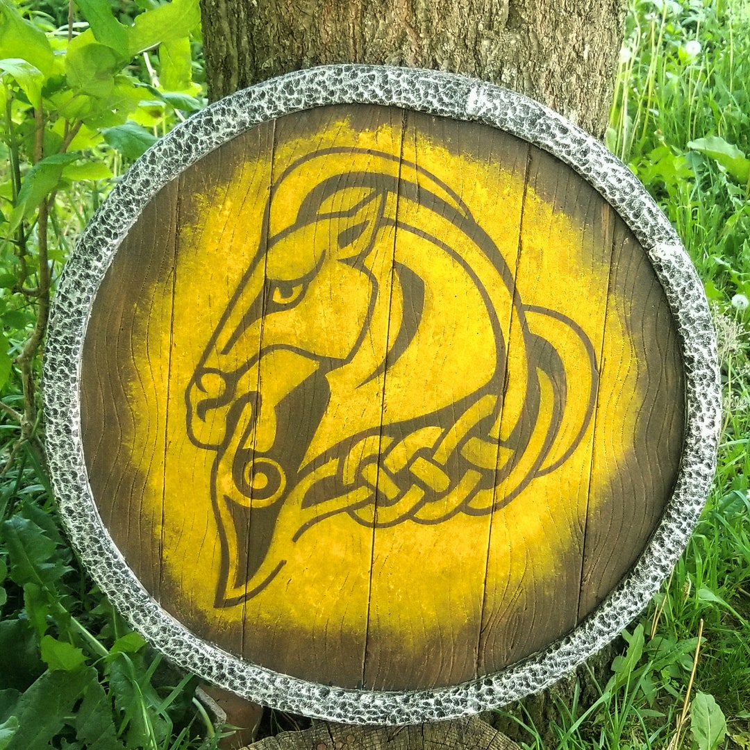 Skyrim Guard's Shield Cosplay or LARP - Etsy