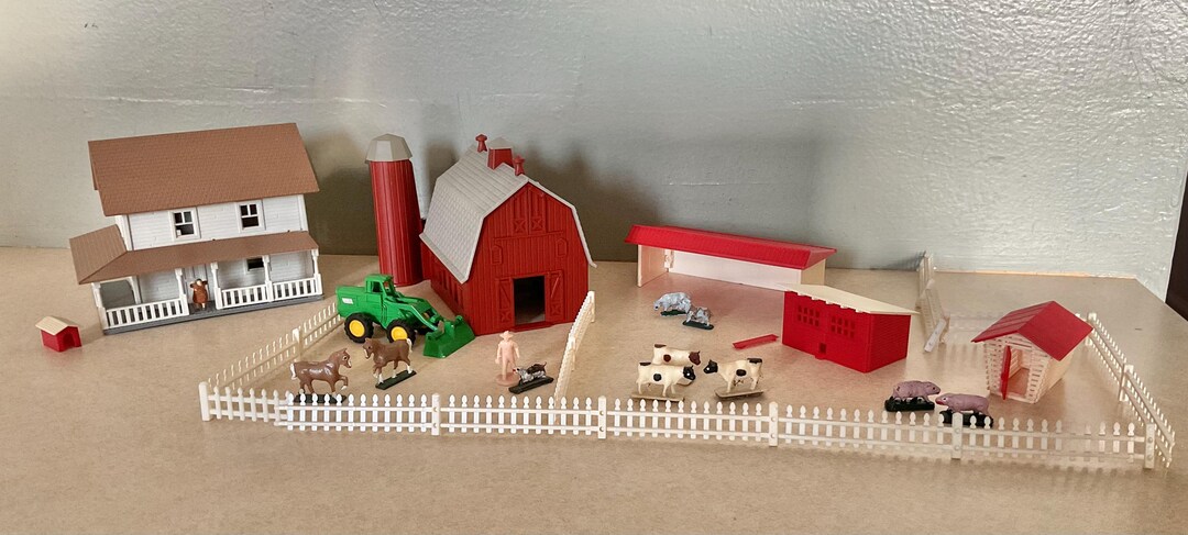 HO Scale Farm Scene Buildings - Etsy