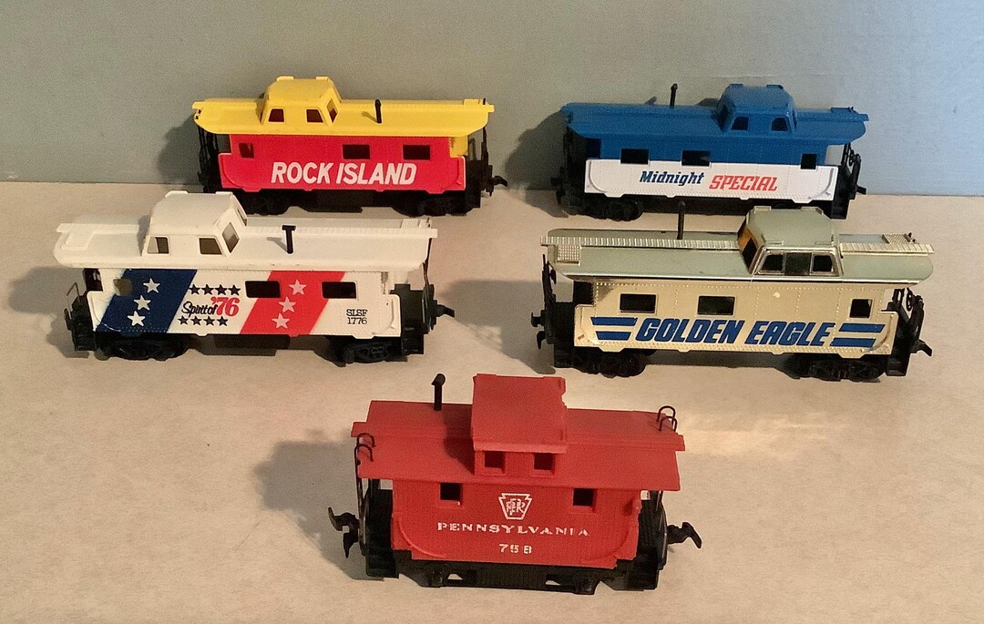 HO Scale Train Cabooses, Model Railroad Rolling Stock, Specialty ...