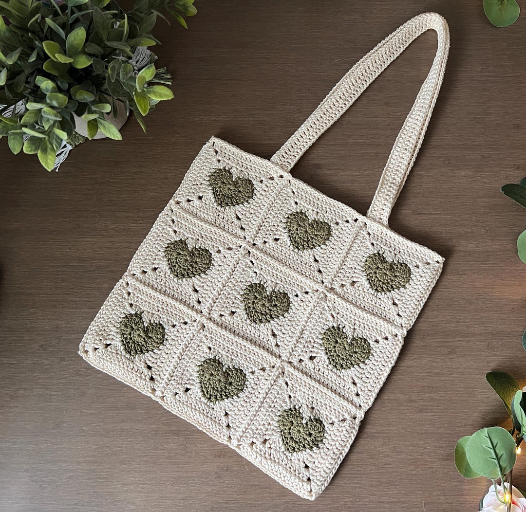 Crochet Heart Tote Bag Pattern | Heart Granny Square Tote | PDF Pattern & Tutorial - Etsy