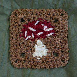 Fall Granny Square Patterns | Pumpkin Granny Square | Mushroom Granny ...
