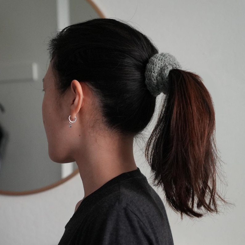 Crochet Scrunchie Pattern | DIY Scrunchie | Crochet Scrunchie Tutorial ...