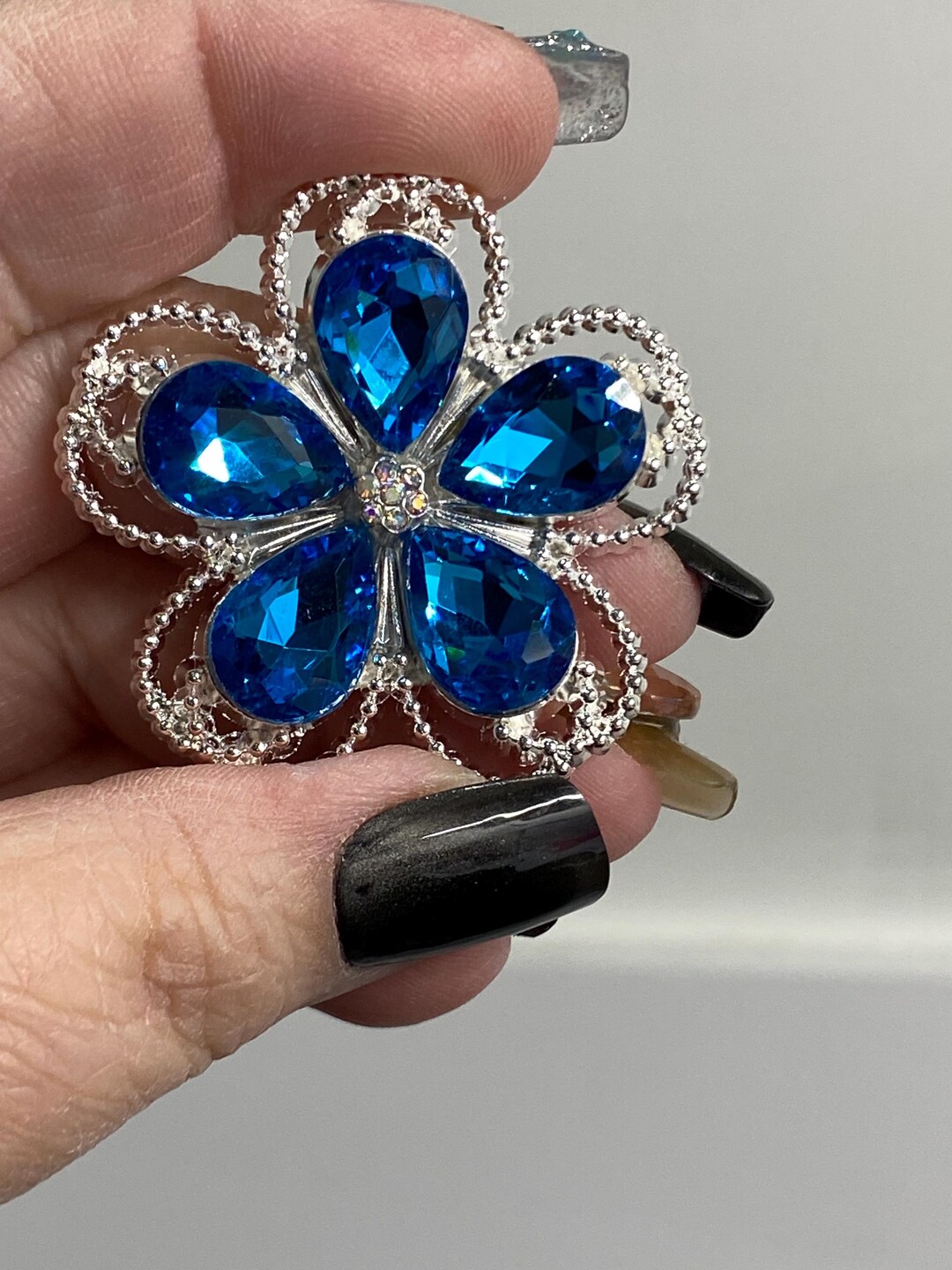 A Large Teal Rhinestone Flower Coverminder Magnet - Etsy