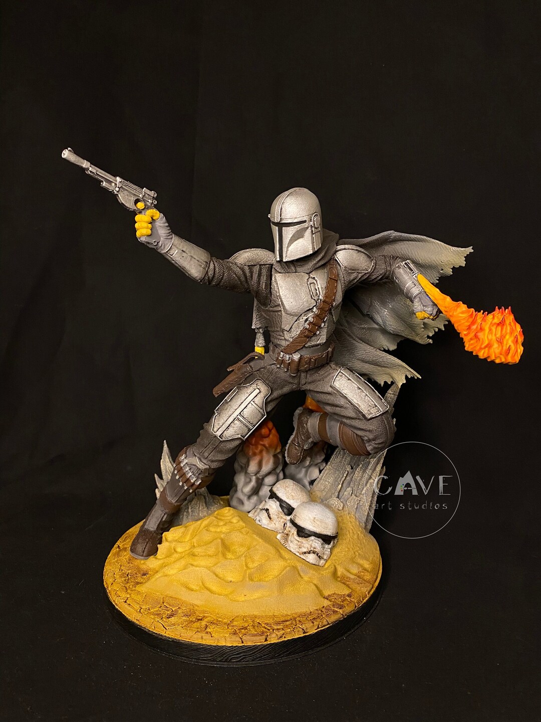 Mandalorian Statue/diorama ,mandalorian Fan Gift, High Quality Hand ...