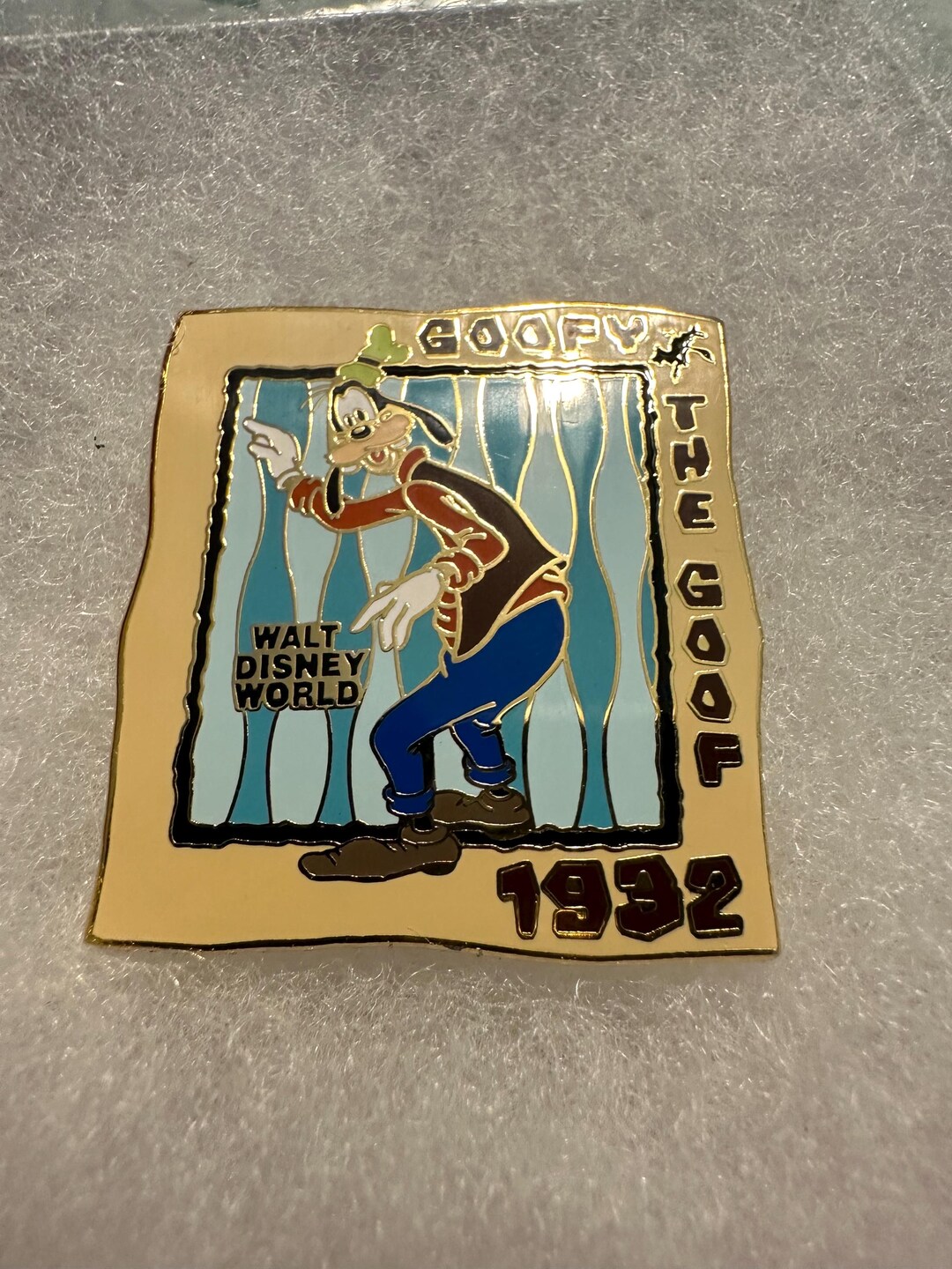 Disney 2002 Goody the Goof Pin - Etsy