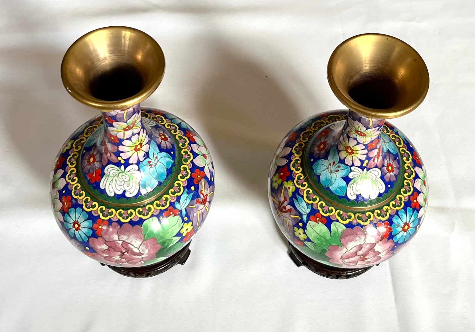 Large Pair of Mid-century Jingfa Cloisonné Vases and Stands - Etsy