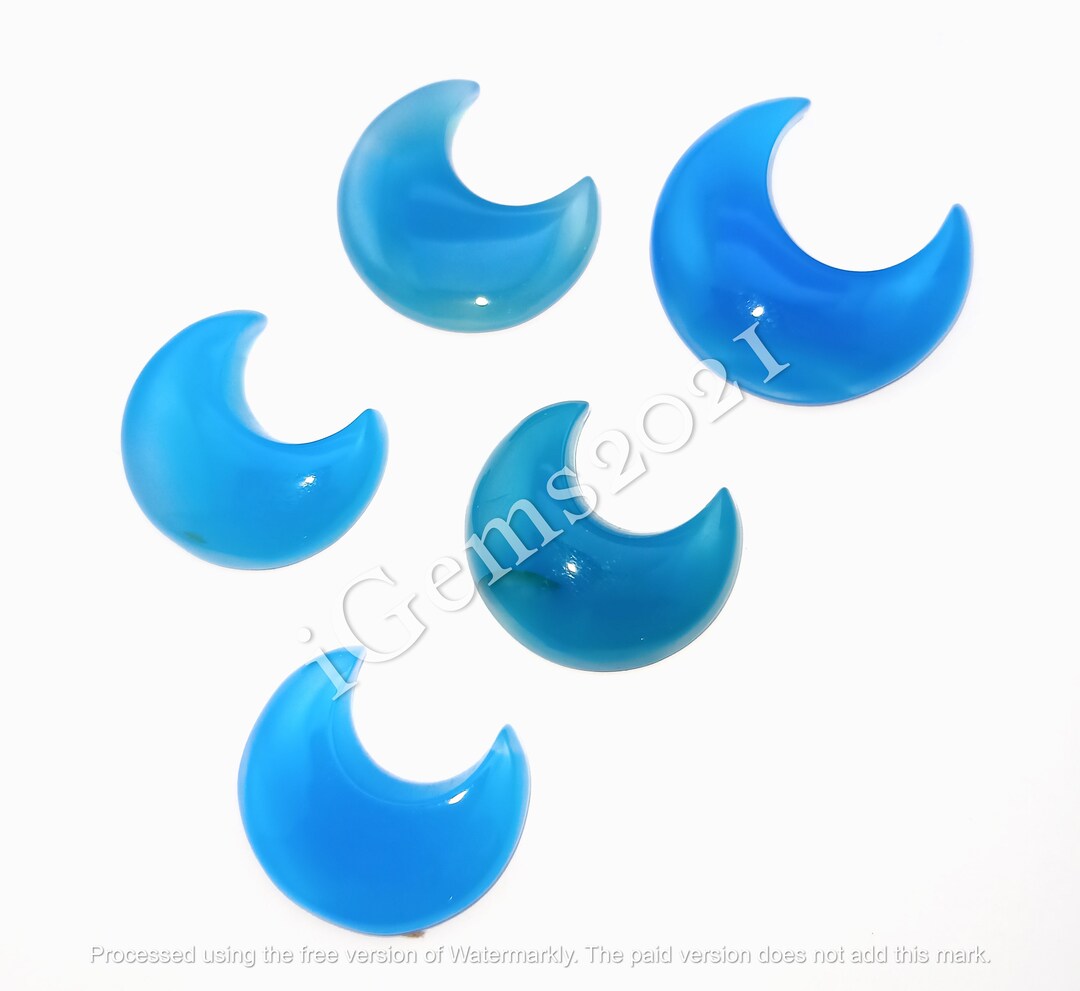 Natural Blue Chalcedony/onyx Moon Gemstone - Onyx Crystal Moon - Stone ...