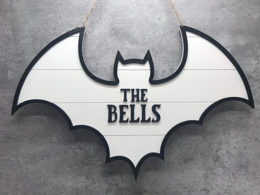 Bat Door Hanger for Porch, Personalized Halloween Sign, Family Name ...