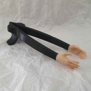 Finger Chopsticks Crisps Grabber. Gamers' Snacking Tongs. Clean Fingers ...
