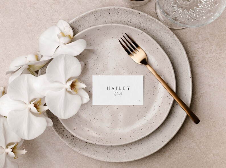 ELLIE Minimal Modern Table Name Card Template, Printable Wedding Place ...