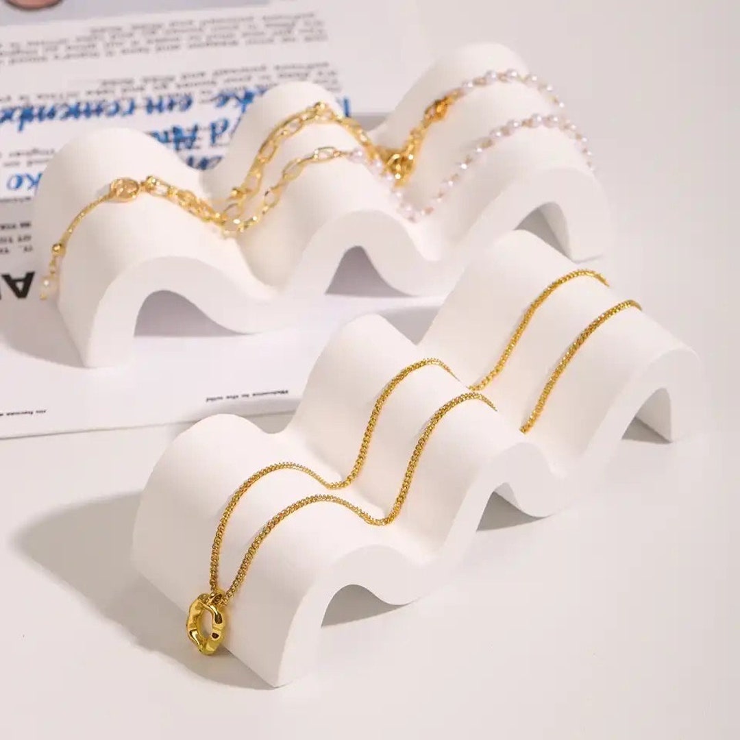 Wavy Still Life Display Photography Prop Jewelry Display, Jewelry Stand ...