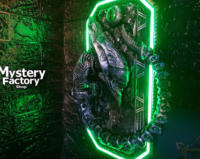 Alien Xenomorph Head Wall Mount - Etsy