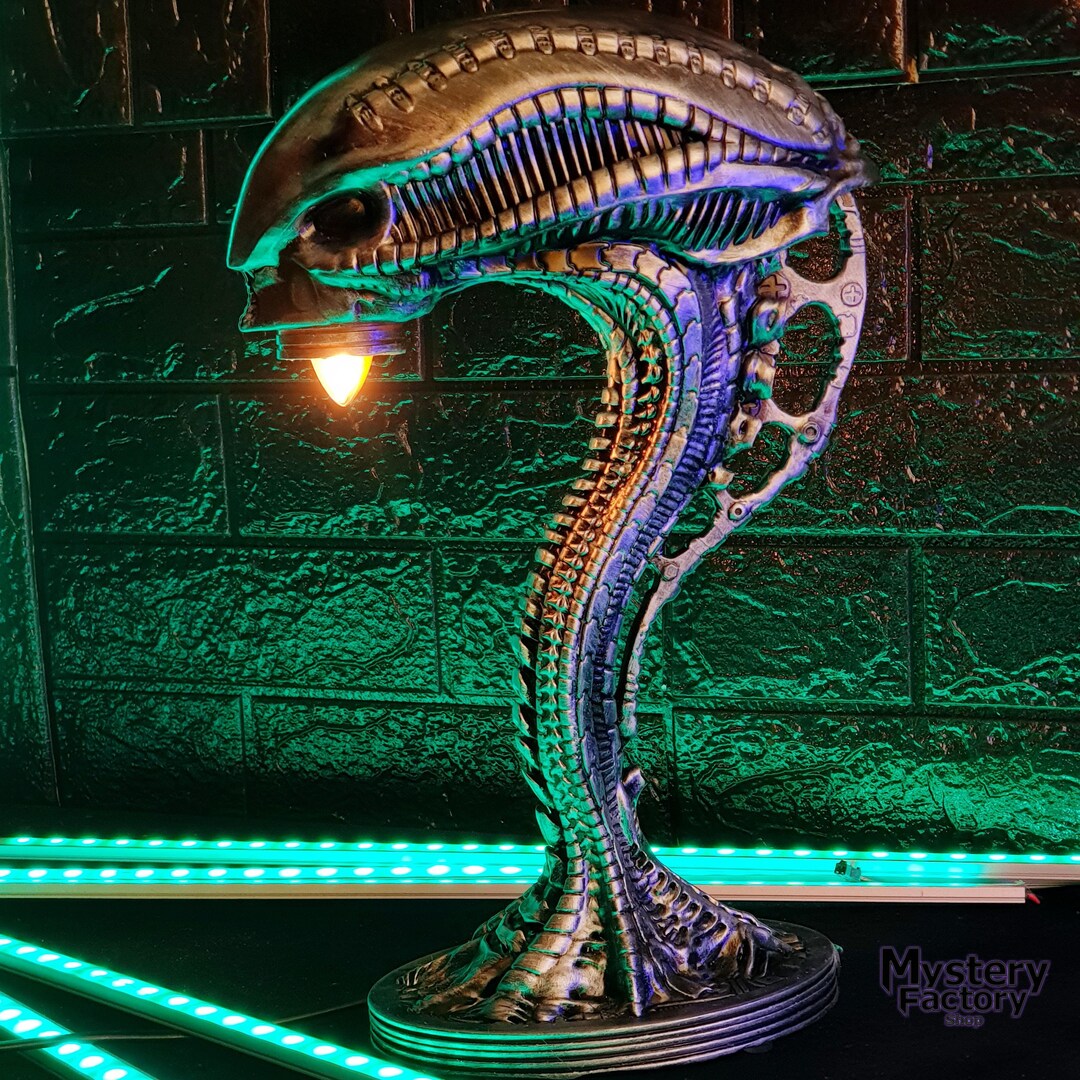 ALIEN LAMP Giger Xenomorph Sculture CYBER Decor Biomechanical - Etsy UK