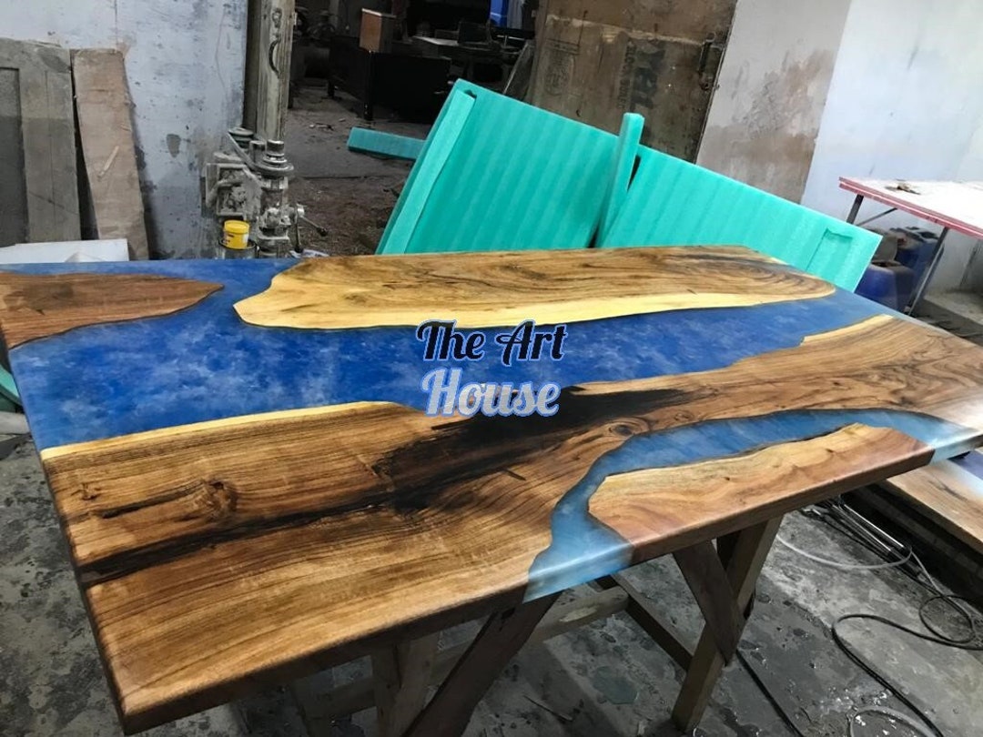 Epoxy Tisch, Esszimmer, Mitteltisch, Live Edge Nussbaum Tisch, blau ...