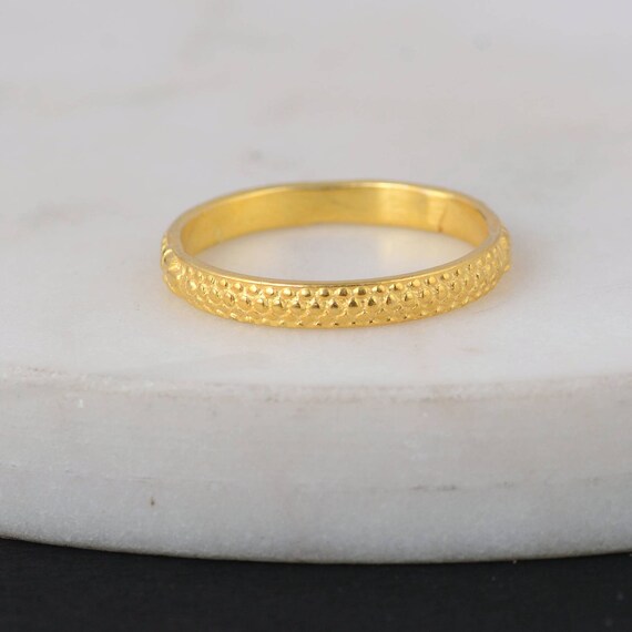 Designer Plain Gold Ring