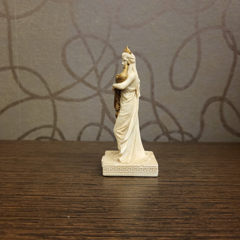 Hera Mini Statue the Queen of the Gods Ancient Greek Roman Mythology ...