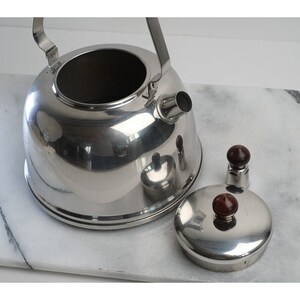 FARBERWARE Tea Kettle Pot 753 2.5 Quart Lid and Whistler Stainless ...