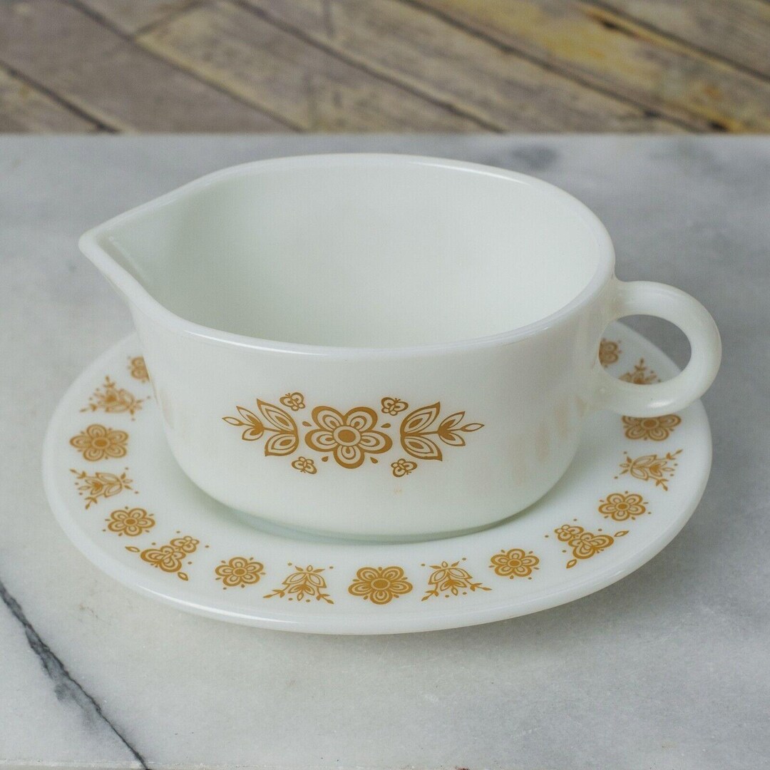 PYREX CORNING Butterfly Gold Gravy Boat and Underplate 77-B and 77-U ...