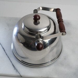FARBERWARE Tea Kettle Pot 753 2.5 Quart Lid and Whistler Stainless ...