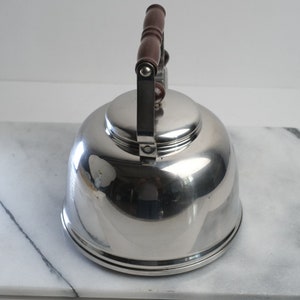 FARBERWARE Tea Kettle Pot 753 2.5 Quart Lid and Whistler Stainless ...