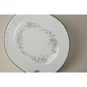 CORELLE by Corning Callaway Green Ivy White Oval Platter 12 by 10 ...