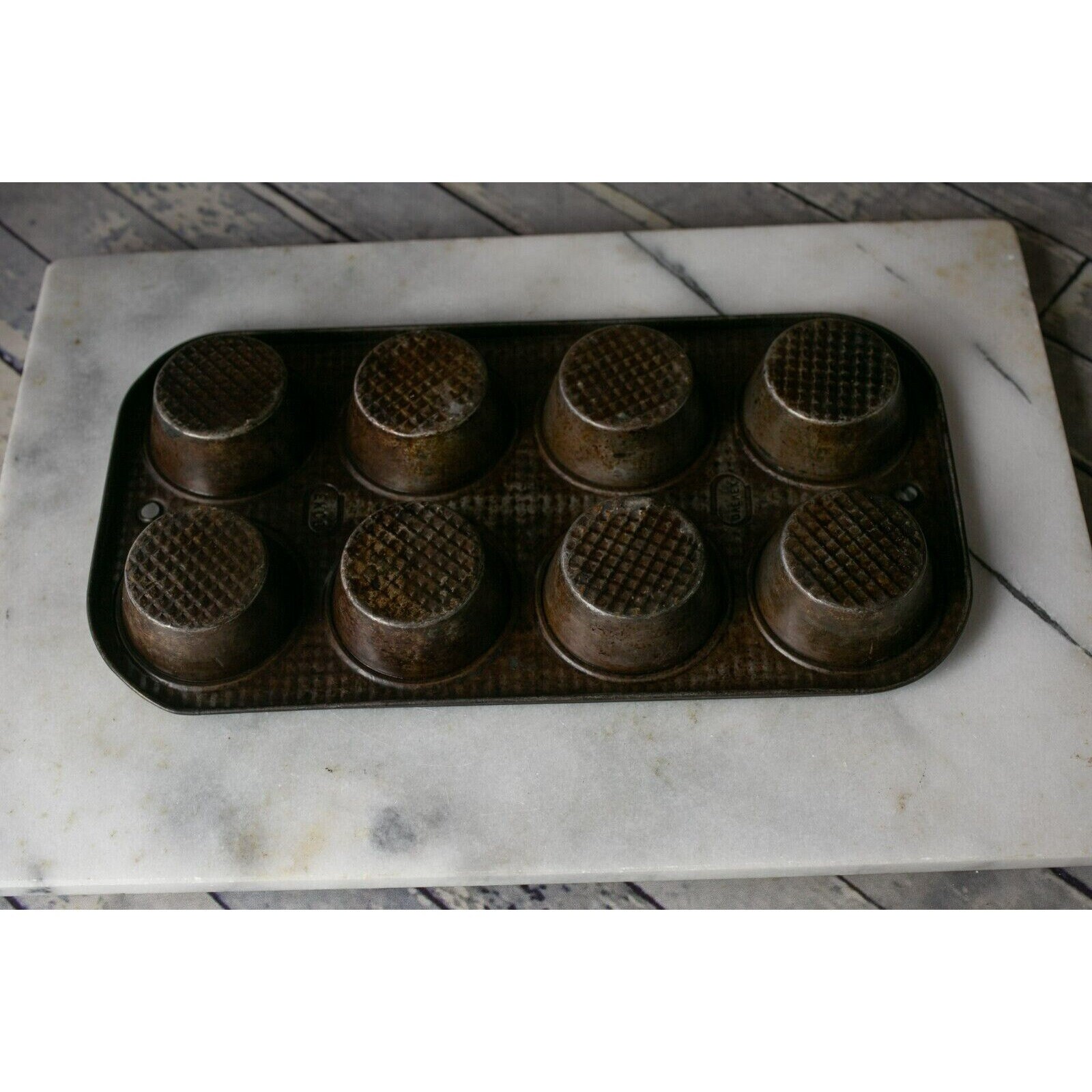 Vintage EKCO OVENEX X80 Tin Waffle Pattern 8 Muffin Cornbread Cupcake ...